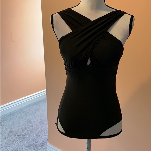 Lapaya | Swim | Brand New Lapaya Womens Front Criss Cross Suit | Poshmark
